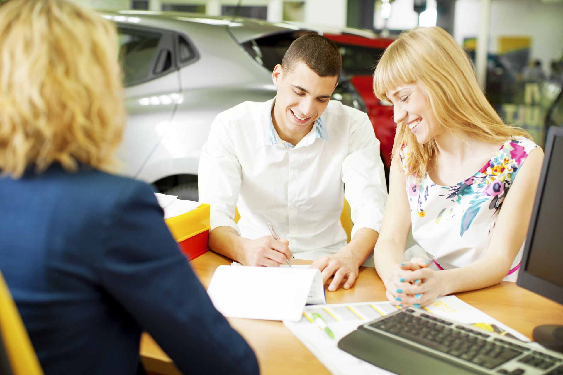 Kundenservice - Finanzieren - Autohaus Carsado